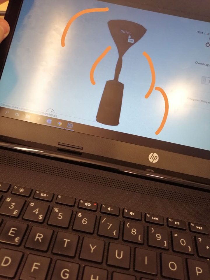 Weird squares on white background - Adobe Product Community - 10493517