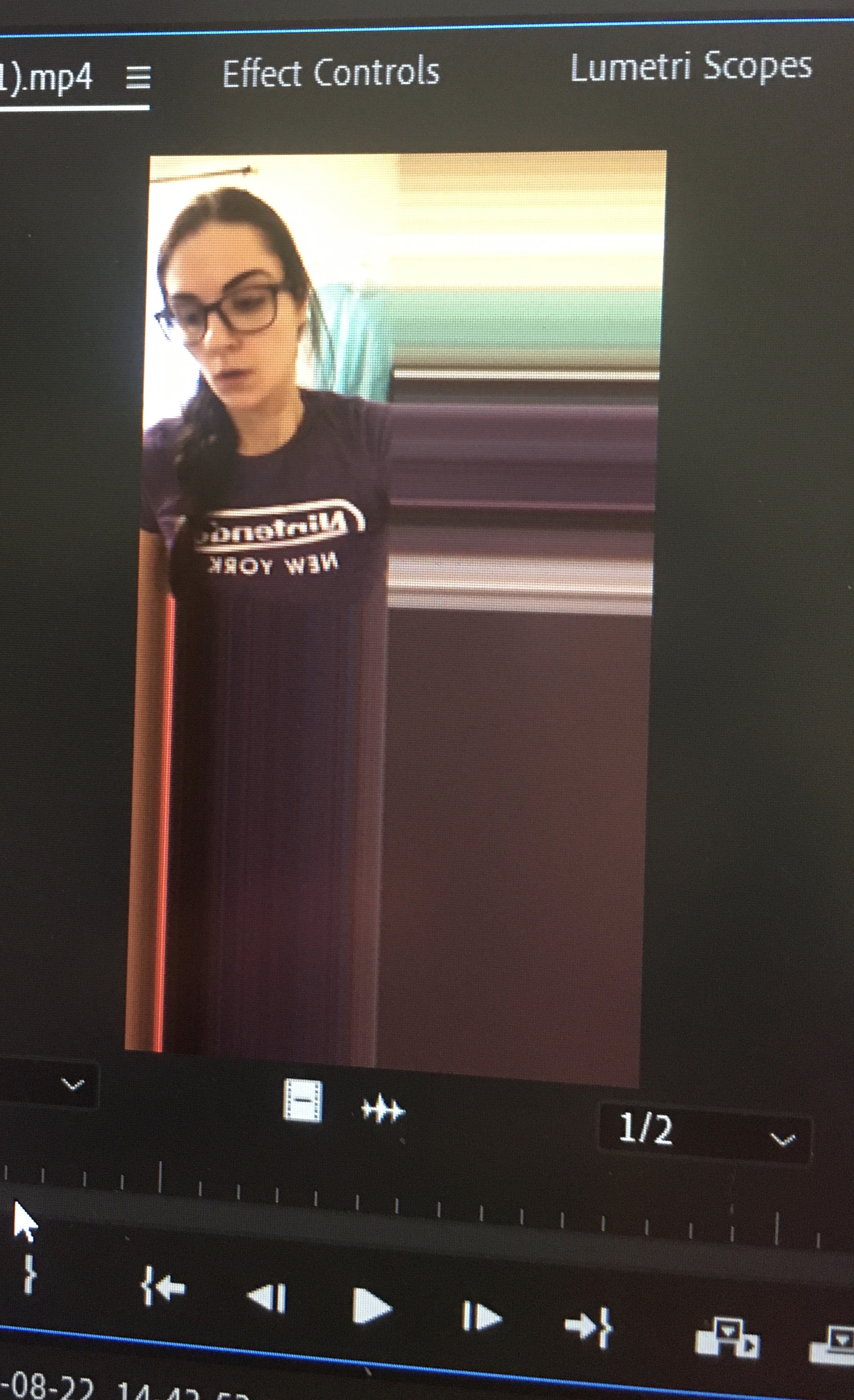 Mp4 video glitches out on import - Adobe Community - 11379962