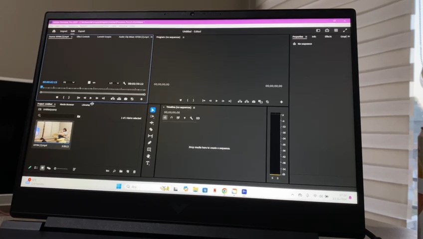 Source panelde ve sağında görüntü gözükmüyor - Adobe Community - 14981831